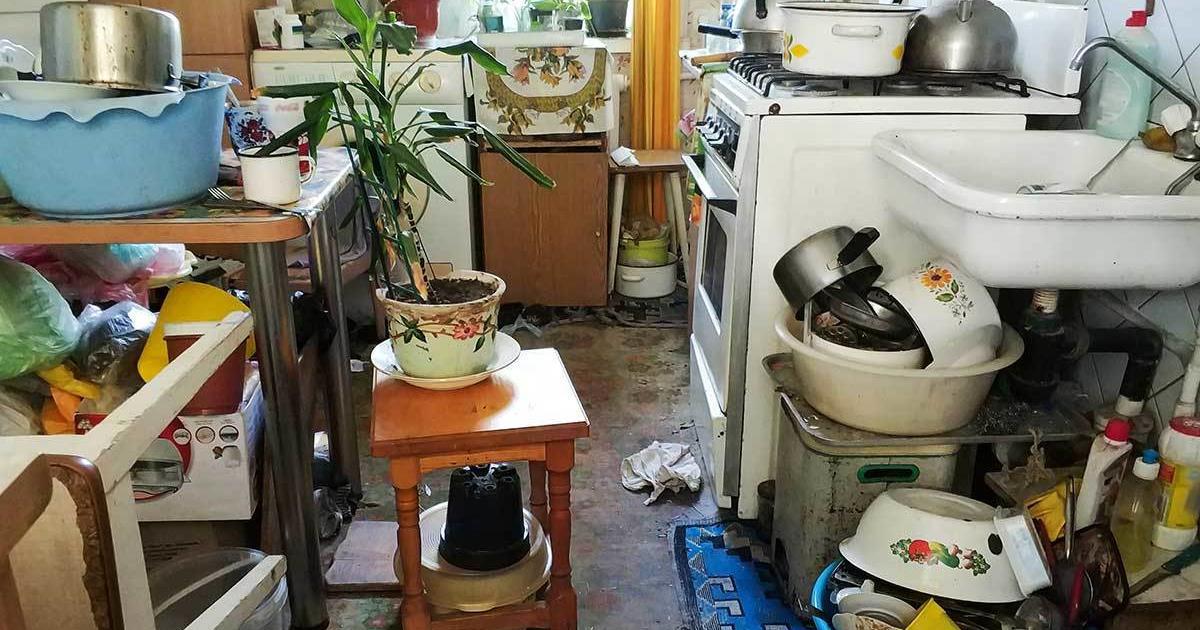 5 Ways to Address Hoarding