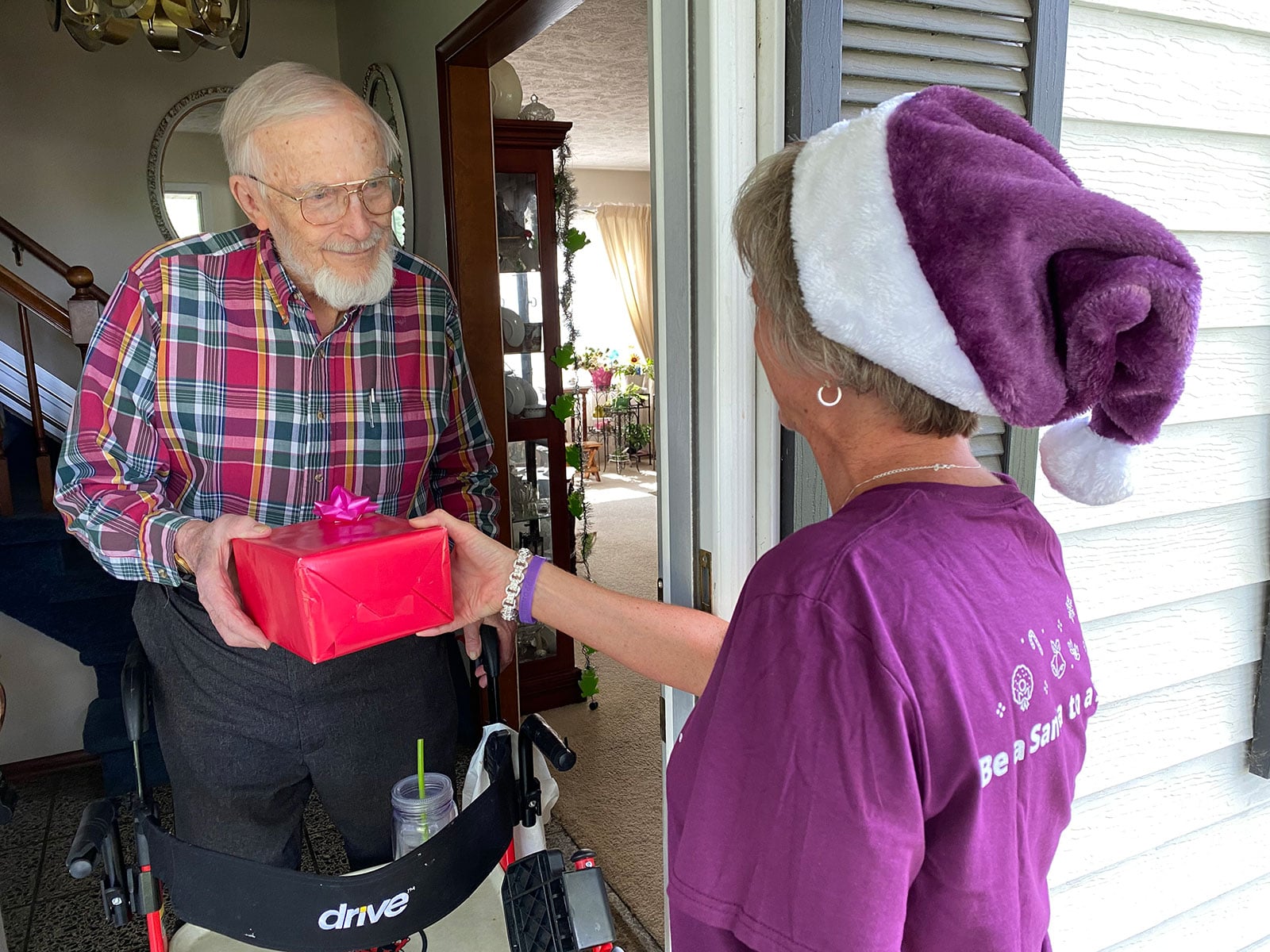Be a Santa to a Senior | Home Instead Birmingham, AL
